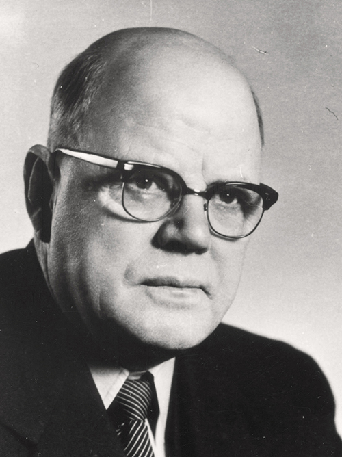 Biografi: Trana, John Marius