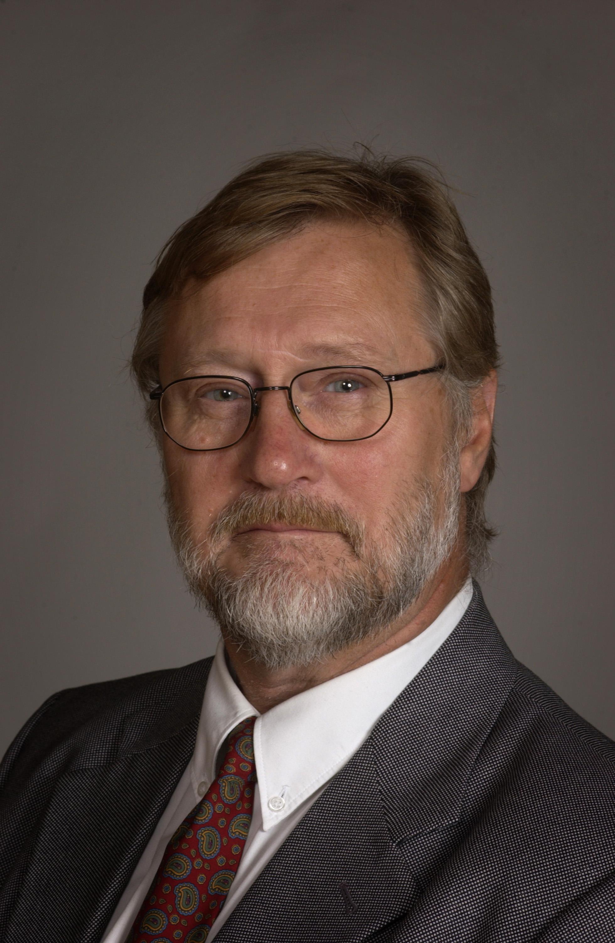 Portretter av stortingsrepresentanter - stortinget.no