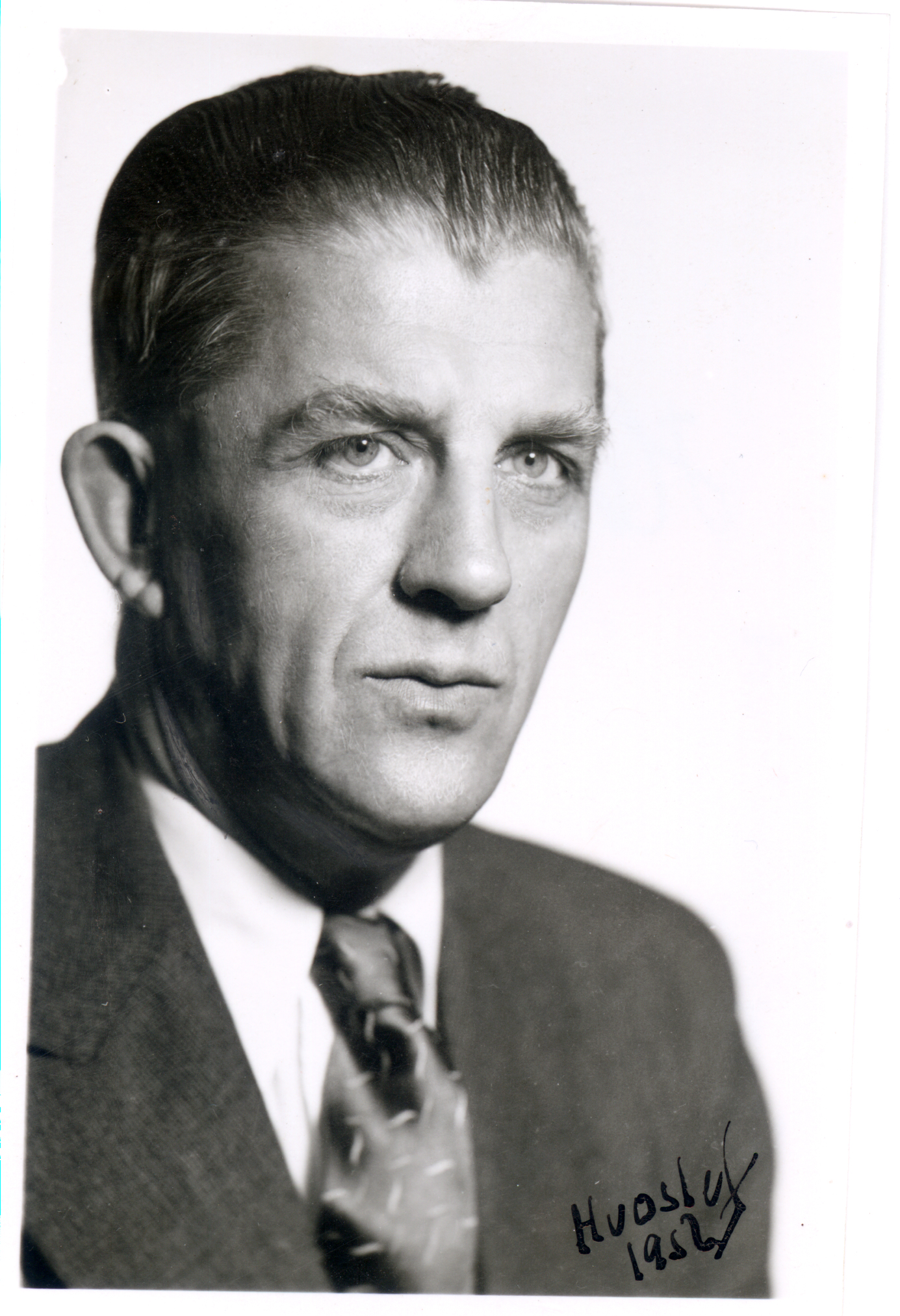 Portretter av stortingsrepresentanter - stortinget.no