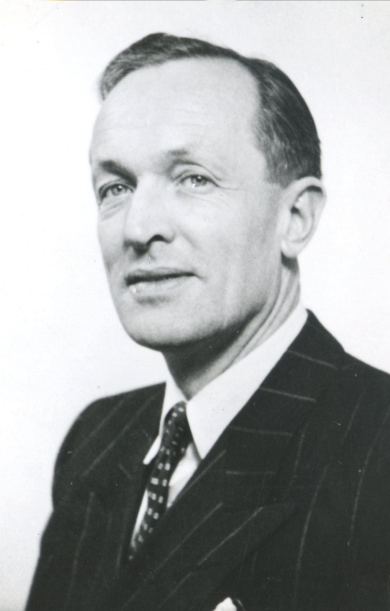 Portretter av stortingsrepresentanter - stortinget.no