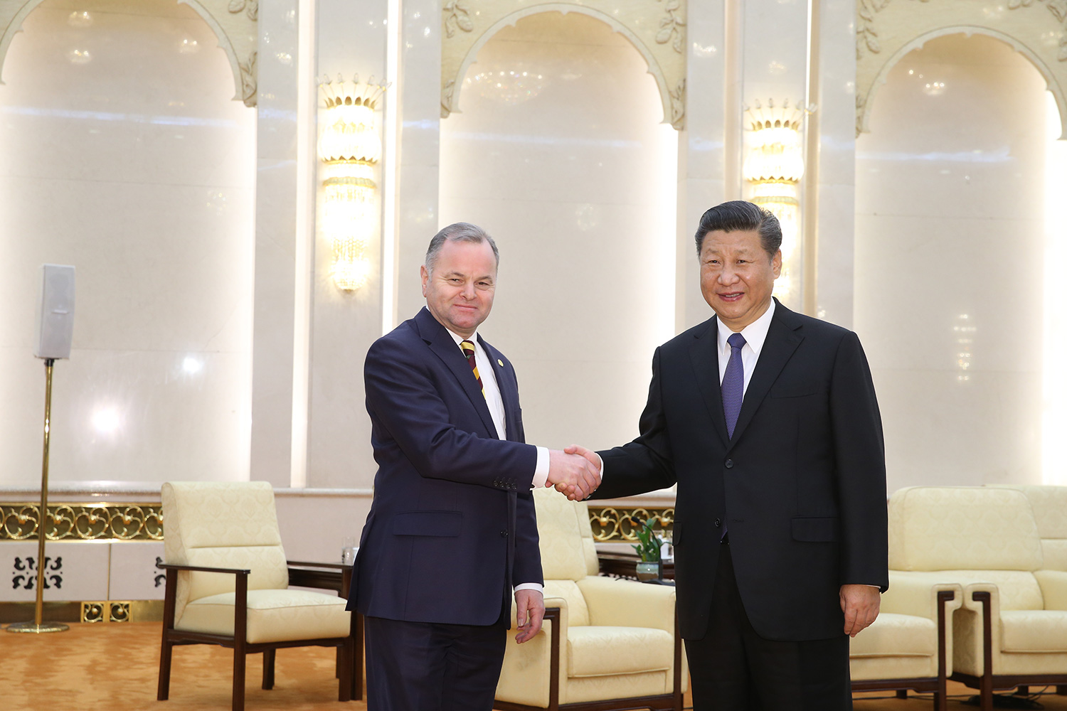 President of China meets Nordic, Baltic parliamentary presidents